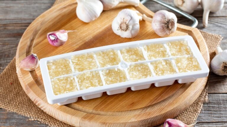 6 Different Methods for Storing Garlic - Epic Gardening