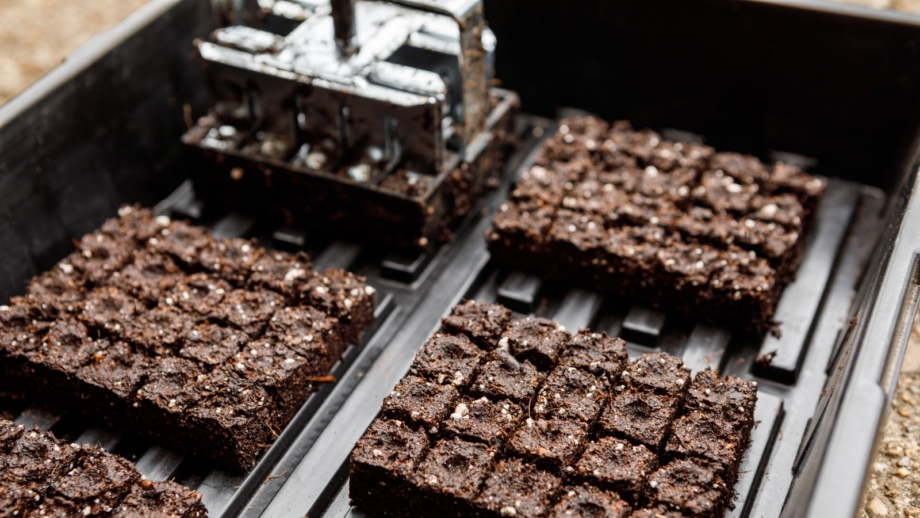 How to Make Soil Blocks: Tools and Recipes