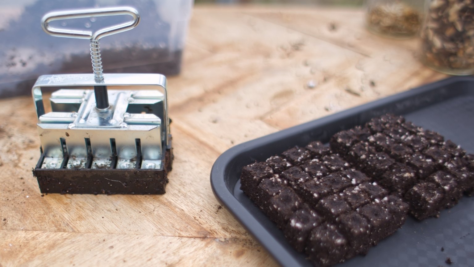 How to Make Soil Blocks: Tools and Recipes