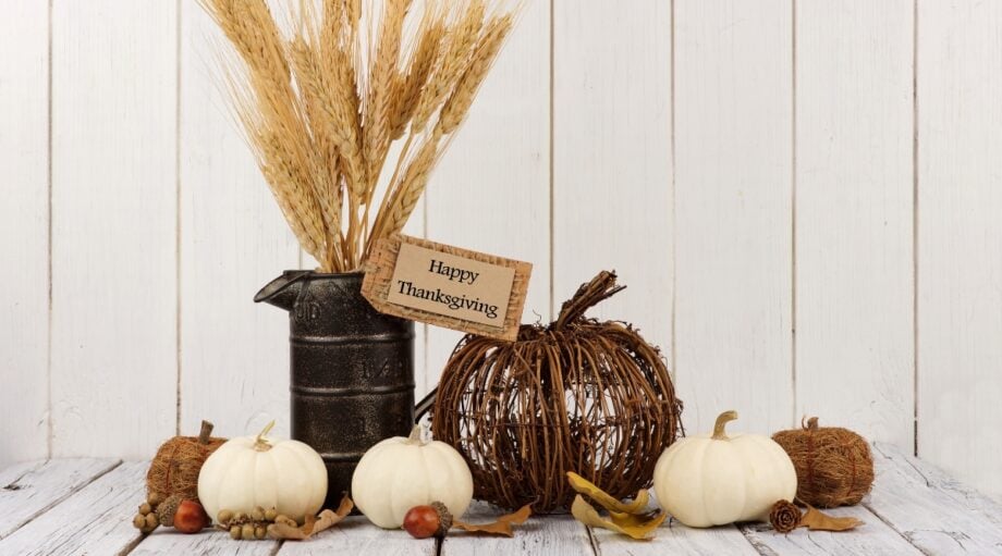 31 Ideas for Natural Thanksgiving Decor From the Garden
