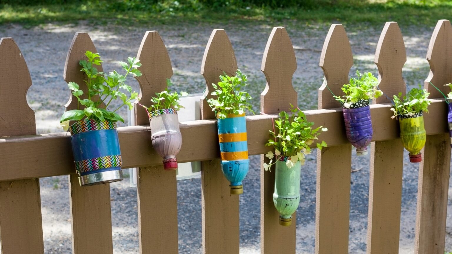 10 Fence Planters to Maximize Your Growing Space