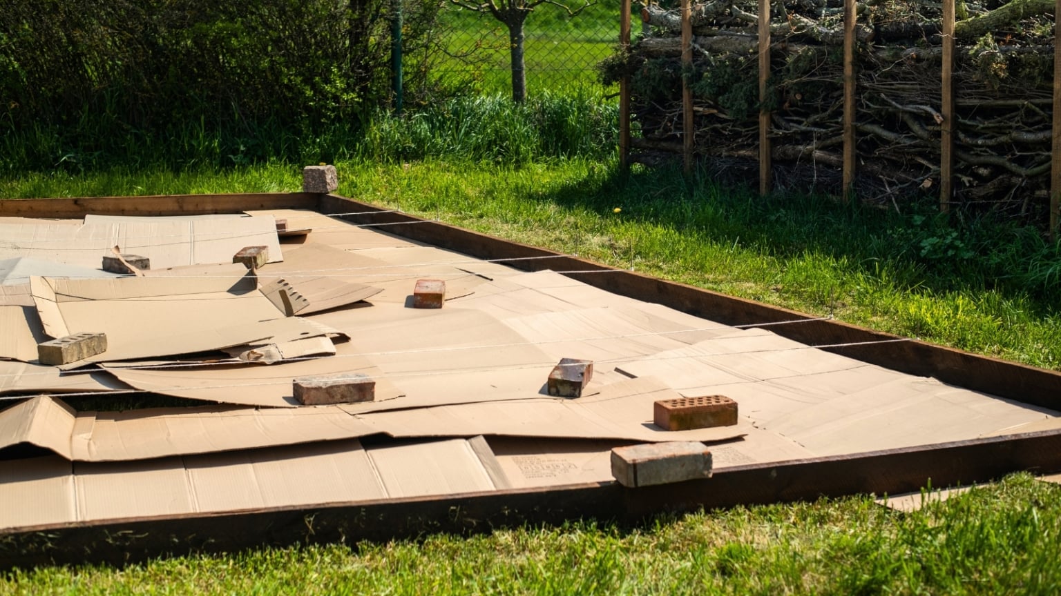 How to Create No-Dig Raised Beds