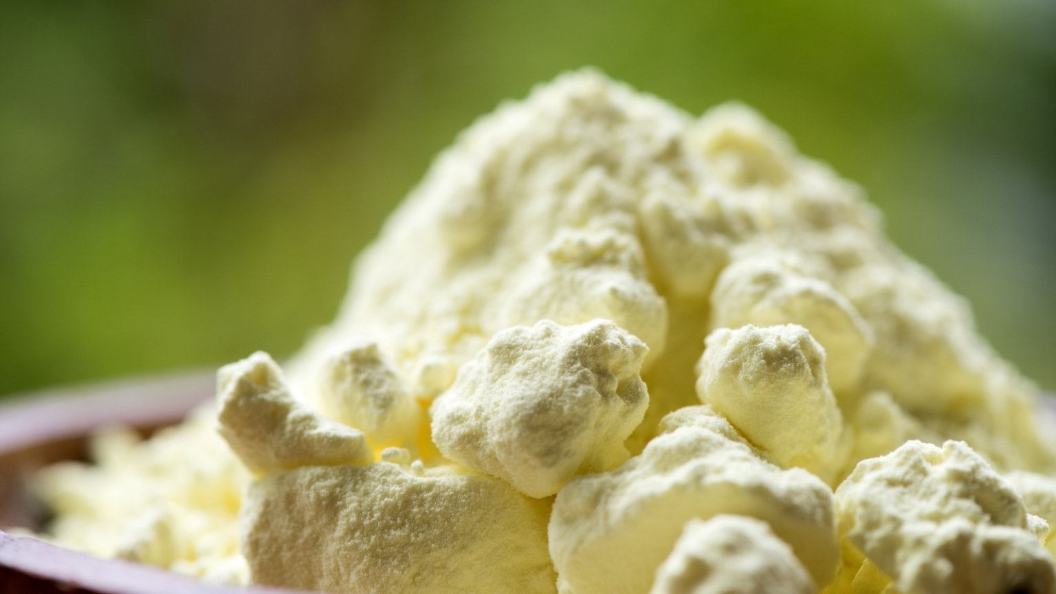 How to Lower Your Soil pH With Garden Sulfur