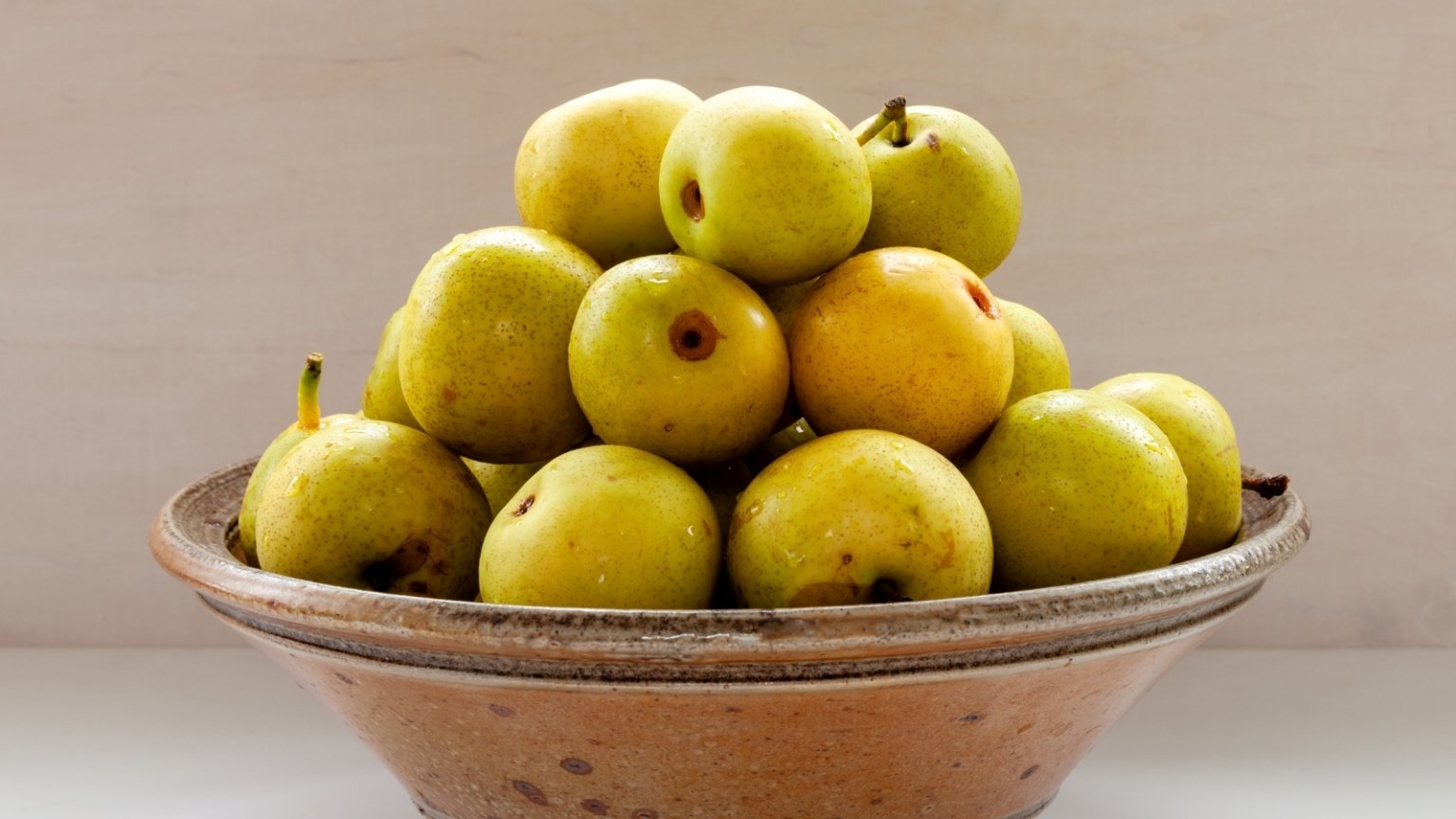 Our 15 Favorite Pear Tree Varieties for Home Gardens