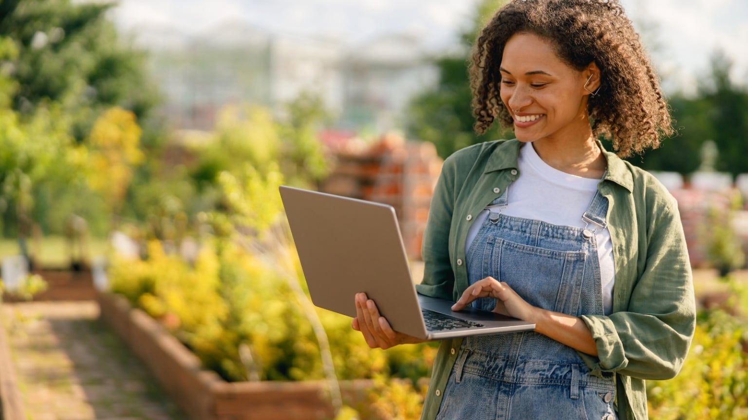 Landscaping Careers: Finding A Pathway Through The Industry - Epic ...
