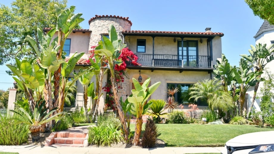 7 Landscaping Mistakes that Ruin Your Curb Appeal